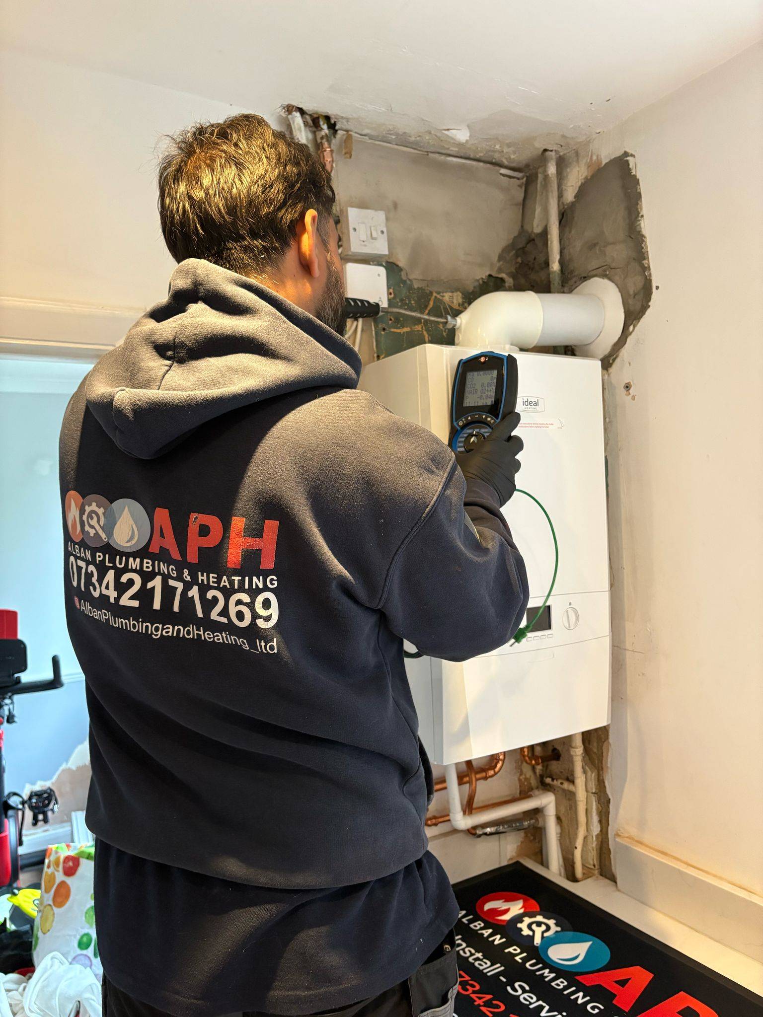 Plumbers in St Albans - Heating & Gas Experts - APH